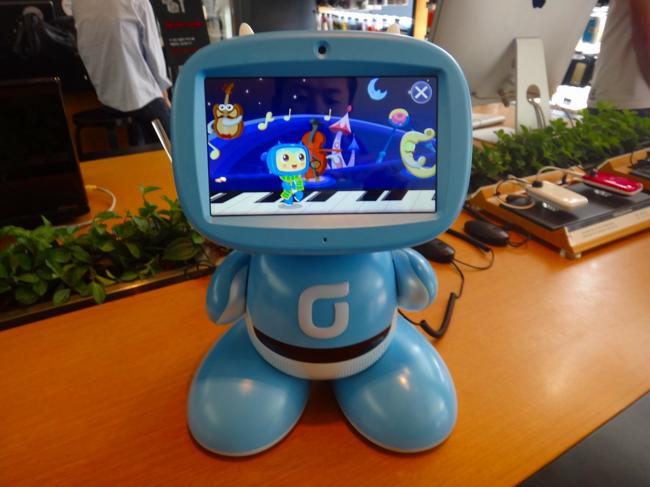 Kibot 2 robot pendidikan untuk anak-anak dari Korea Selatan!